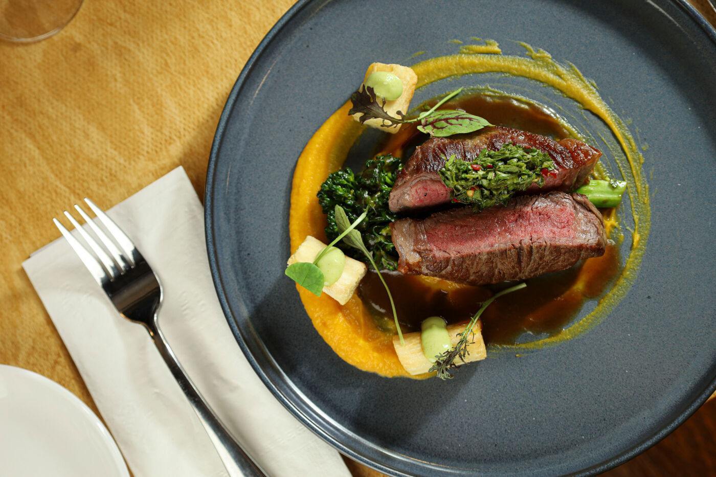 Bistro Le Cerf-Volant, Montréal Restaurant, Menu, Heures & Avis ...